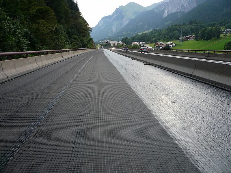 HaTelit asphalt reinforcement for sustainable road rehabilitation