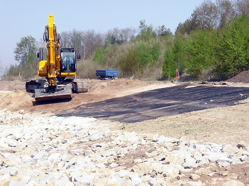 Fortrac 3D geogrid for slope stabilisation