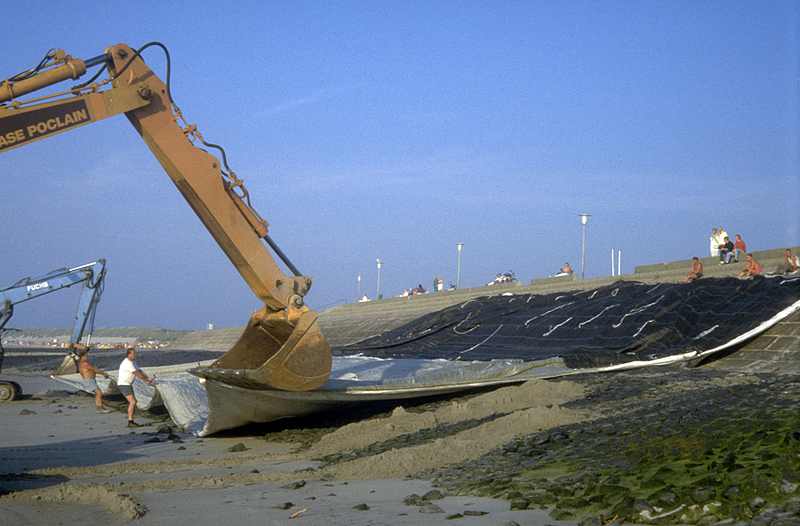 Groynes and Breakwaters