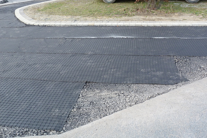 HaTelit asphalt reinforcement for sustainable road rehabilitation